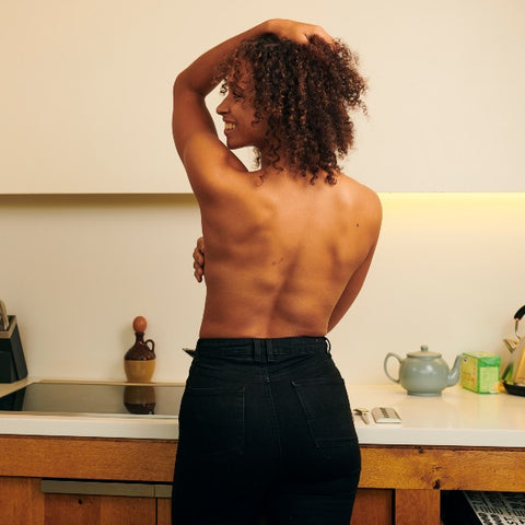 How To Self Tan Your Back | St. Moriz